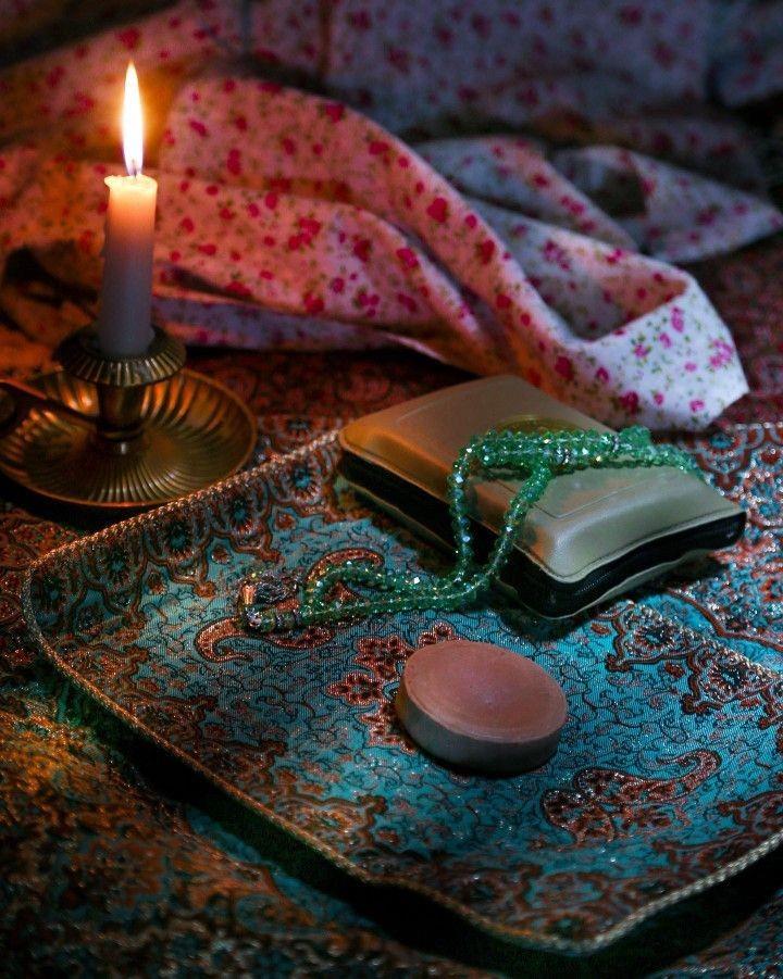 Gray Sectional Sofa With Accent Pillows